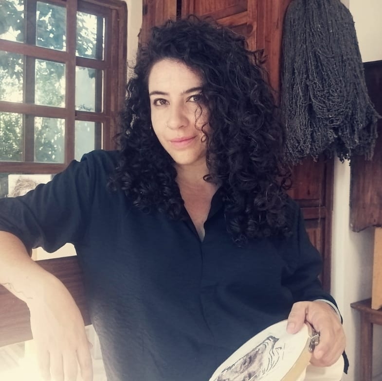 Laila Castillo Silva – HILAKU